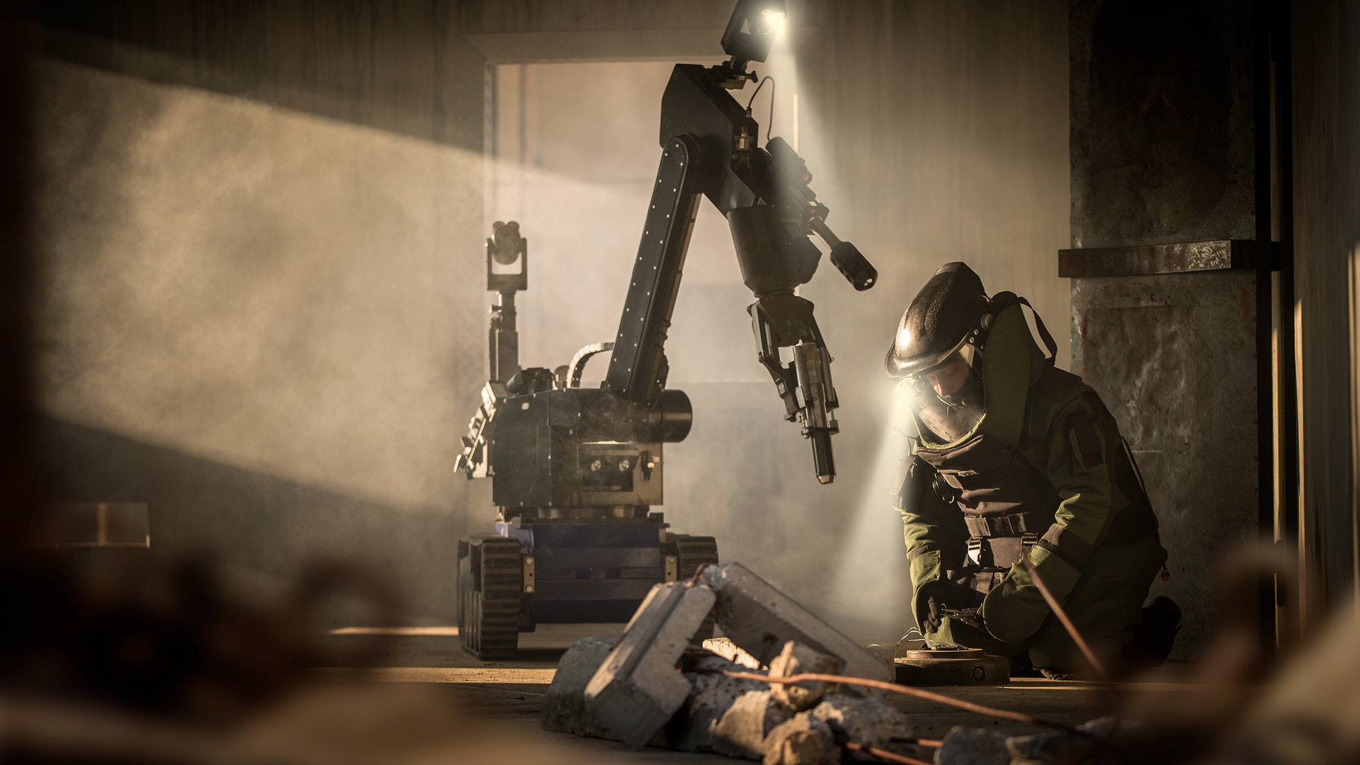 Tactical comms solutions for EOD | INVISIO