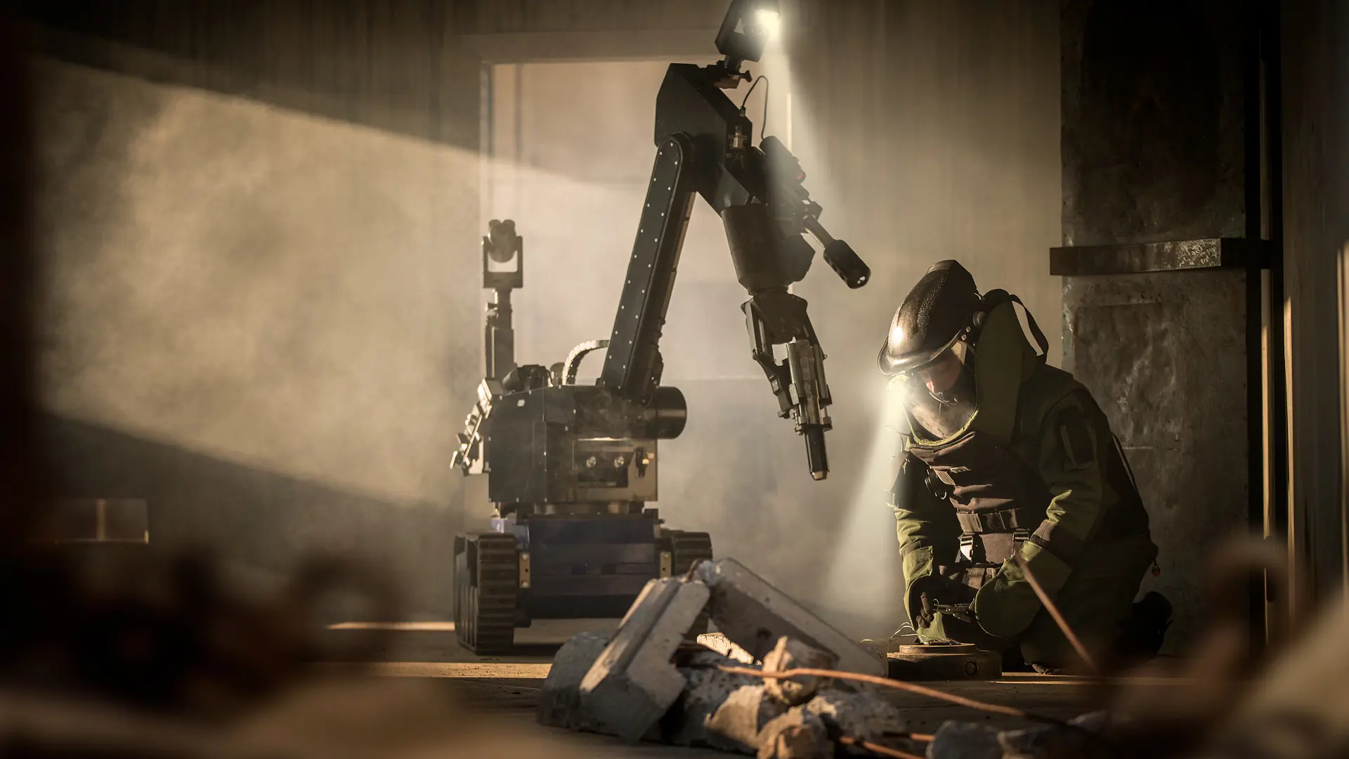 Tactical comms solutions for EOD | INVISIO